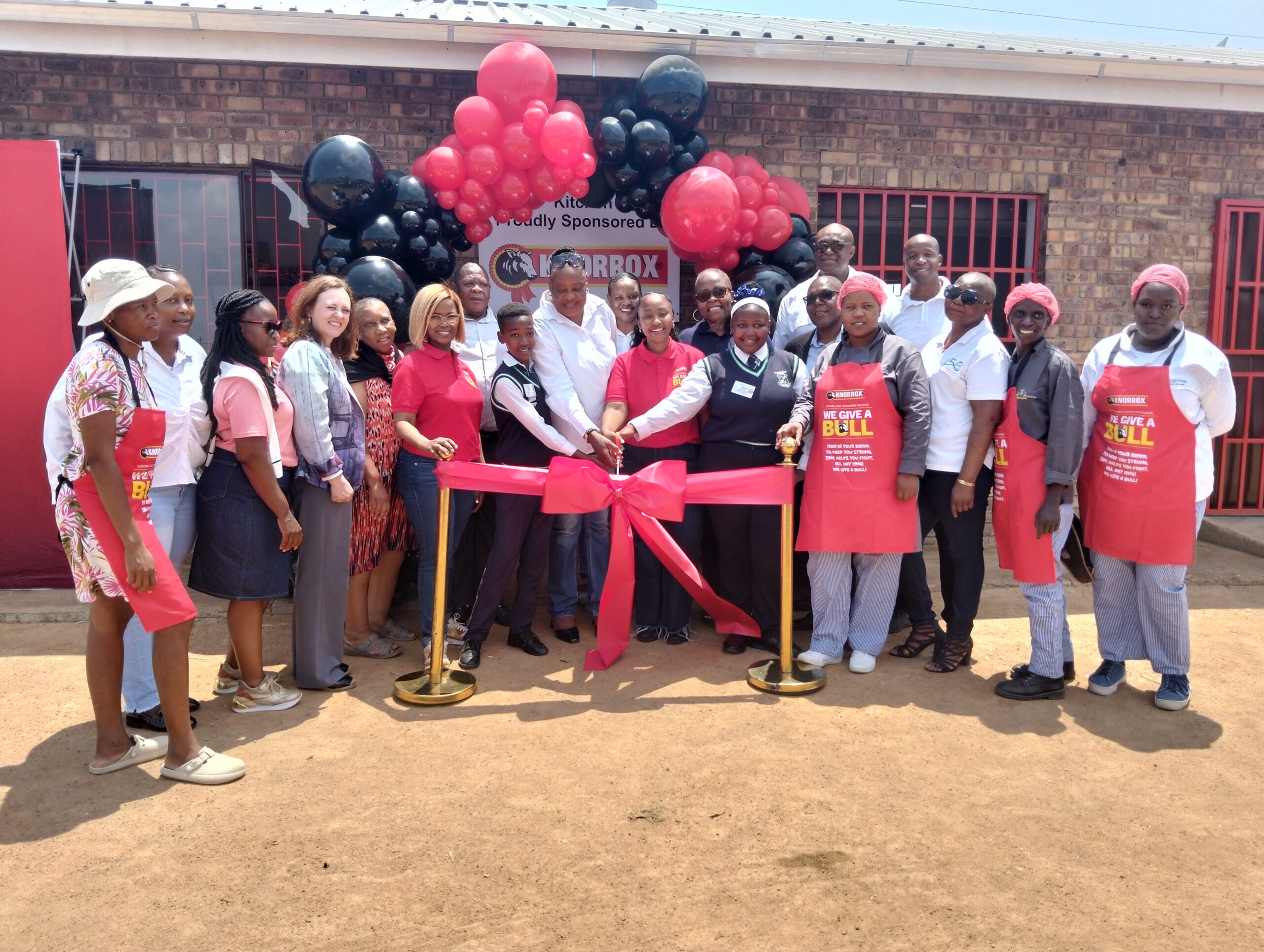 KNORROX HANDS INDUSTRIAL KITCHEN TO SEKAMPANENG PRIMARY SCHOOL ...